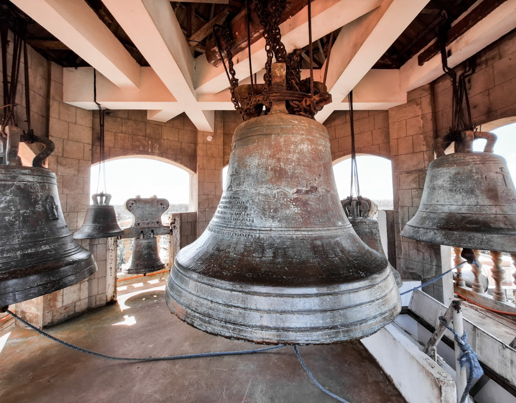 “DAKONG LINGGANAY” (PANAY BELL) OF THE SANTA MONICA PARISH CHURCH IN ...